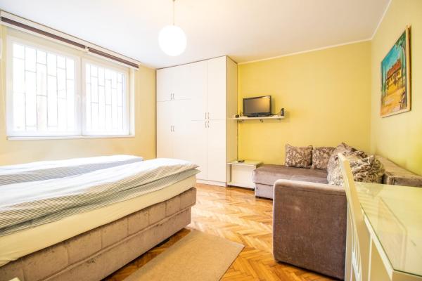 Captain's Crib - Belgrade