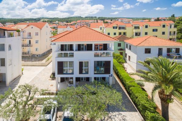 Apartmani Kos D - Sutivan