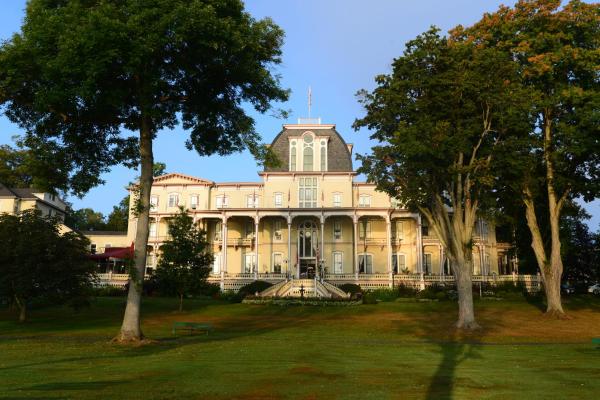Athenaeum Hotel - Chautauqua Lake, NY