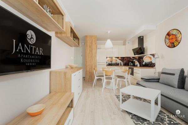 Jantar Apartamenty Bliżej Morza - Kołobrzeg