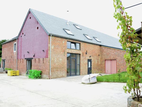 Holiday Home In Fernelmont With Garden Views - Belgium