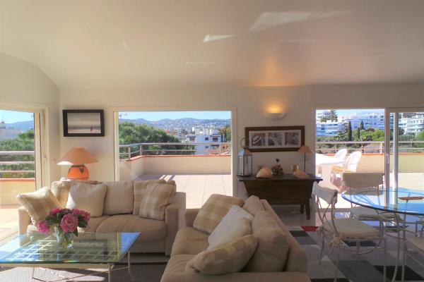 Spacious And Bright Flat Downtown And Beaches - Swimming Pool - Plage des Bouches du Loup