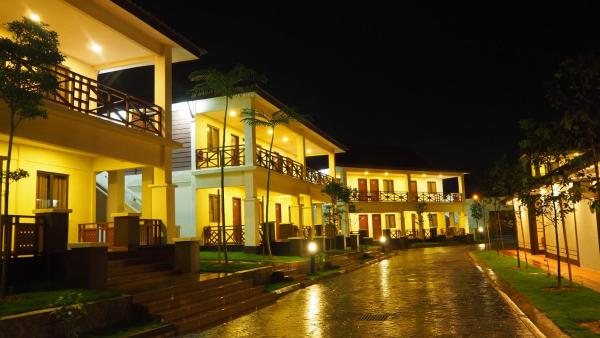 Lotus Seaview Beach Resort, Pengerang - Johor