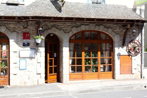 Hotel Restaurant Des Deux Vallées - Conques