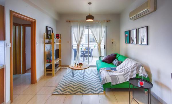 Yippee! Apartments I Town Center - 拉納卡