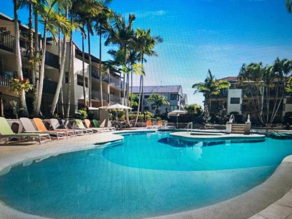 French Quarter 2br Apartment On Hastings St Pool & Prime Location - Peregian Beach