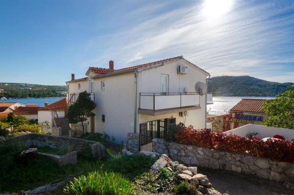 Apartments Zivana - Primošten