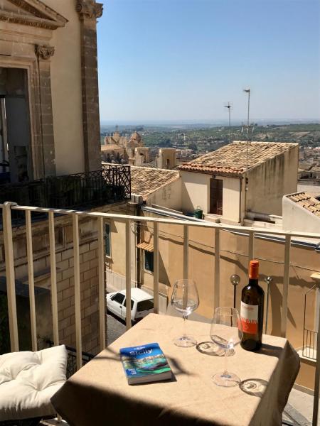 Town View - Noto