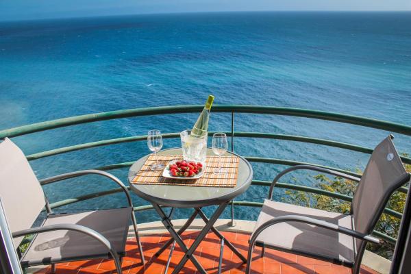 Stunning Ocean View Apartment - Madeira