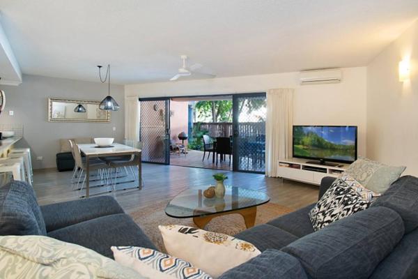 Indiah - Byron Bay