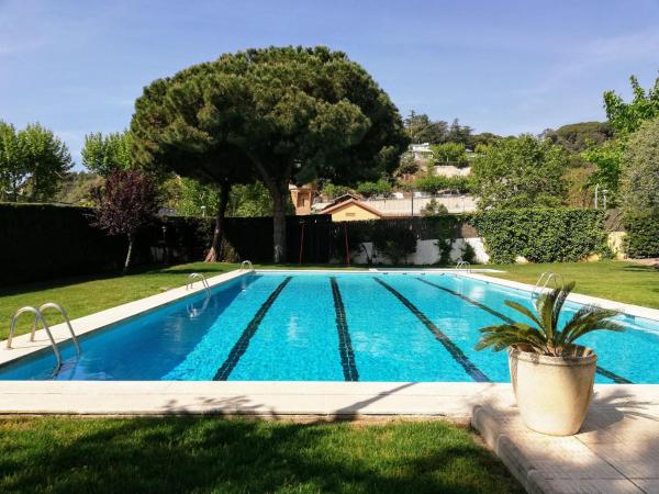 Calella, Playa, Piscina Y Jardin - Pineda de Mar