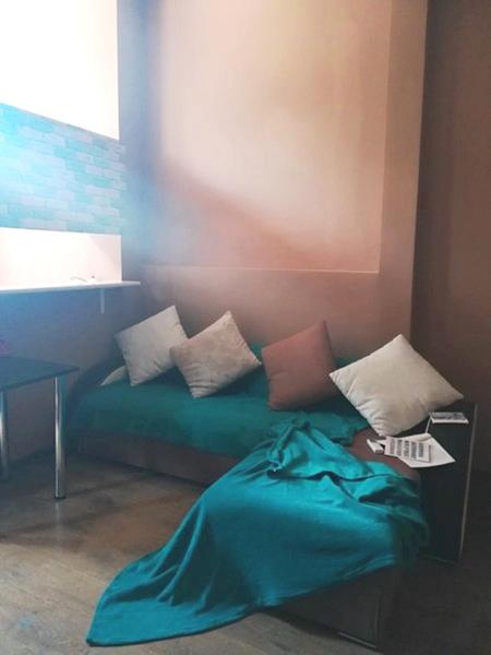 Birdhome In Tbilisi (Maria) - Tbilisi