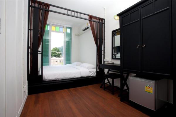 99 Oldtown Boutique Guesthouse Sha Extra Plus - Phuket