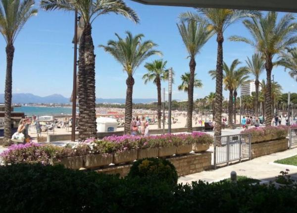 Bello Horizonte Frontbeach - Salou