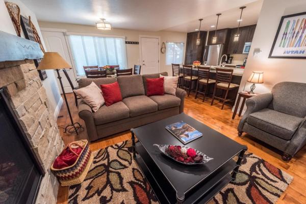 Prime Location Edelweiss Luxury Condo - Park City, UT