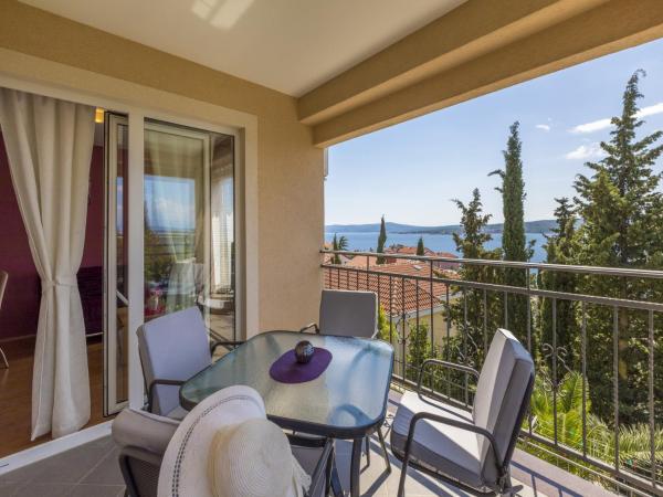 Dolores - Crikvenica