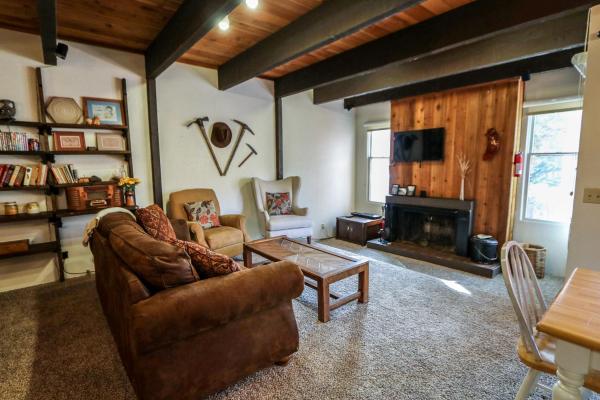 Val D'isere #6 Condo - Mammoth Mountain, CA