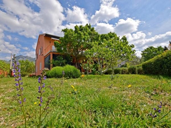 Apartment Seline/paklenica Riviera 36581 - Starigrad