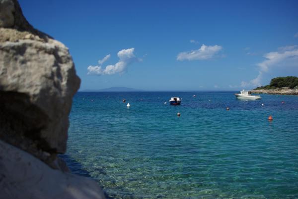 Peaceful Family Beach Apartment - Novalja