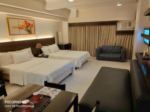 Tagaytay Staycation By Naya And Darla W Free Swimming Pool, Wifi & Netflix - Tagaytay