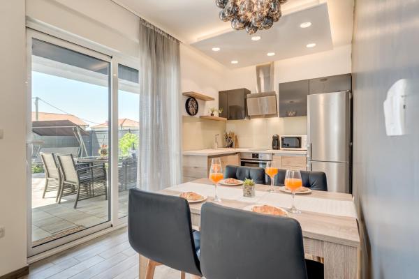 Sunny 4**** Luxury Apart With Garden In Center - Trogir