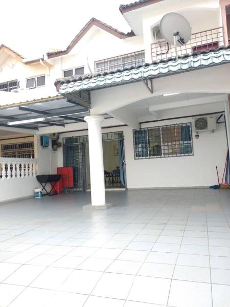 D'rusa Homestay - Lukut