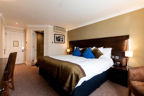 Rose And Crown Hotel - Thames Ditton