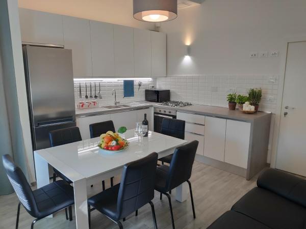 Casadei Guest House Stazione Bologna - Bolonia