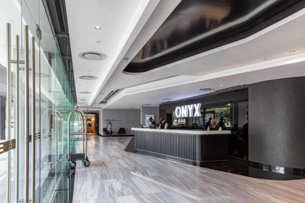 Onyx Penthouse Sea, Mountain Views Opposite Cticc - Cape Town