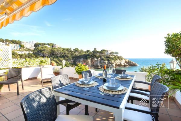 S01 House In A Cliff Awesome Vew - Cap Salou