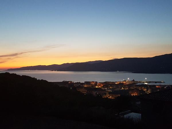 Superbe Appartement Avec 3 Chambres Vue Mer - Corsica