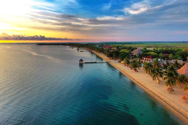 Almond Beach Resort At Jaguar Reef - Belize