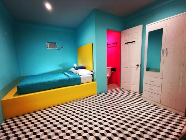 Way Shack Hostel - Oslob