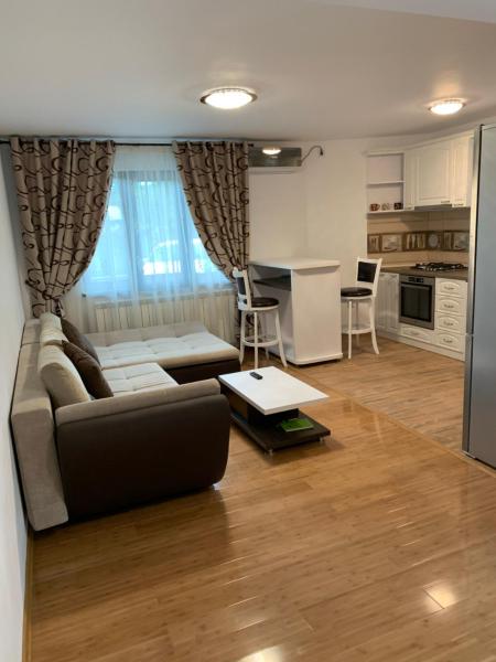 Apartament Micsunelelor Cu Parcare Privată - Iași