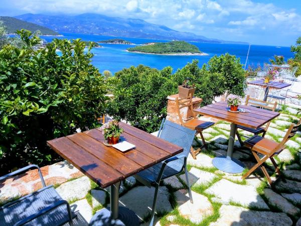 John's Guesthouse - Ksamil