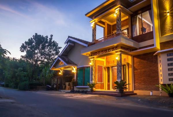 Maher House Borobudur - Bromo