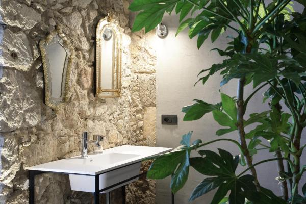 Isonzo Suites - Syracuse