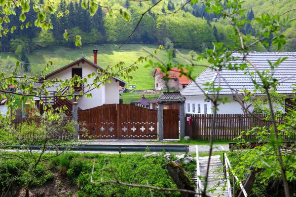 Gospodaria Lui Nea Ion - Întorsura Buzăului