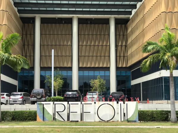 Cozystudio Trefoil Setia Alam - Setia Alam