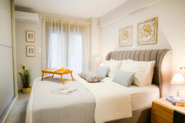 Your Home Away From Home In Erectheium - Athènes