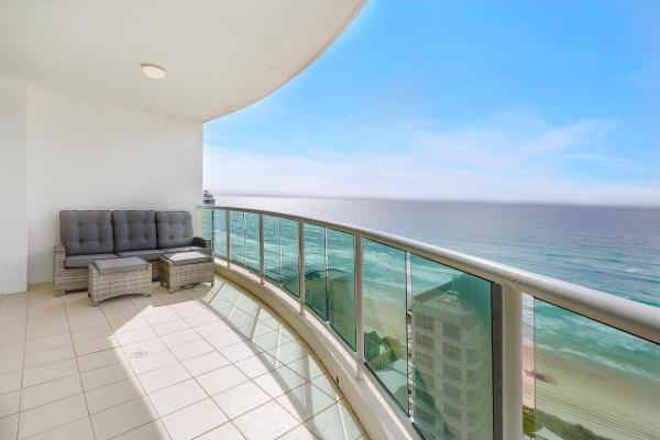 Pacific Views Resort - Gold Coast
