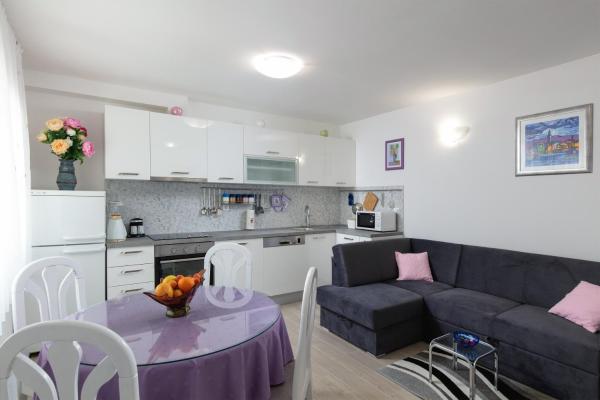 Fully Renovated Apartment Grgo - Split