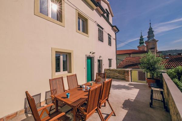 Casa Salita Garibaldi - Rijeka