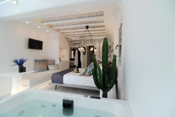 Narcissus Luxury Suites - Naxos