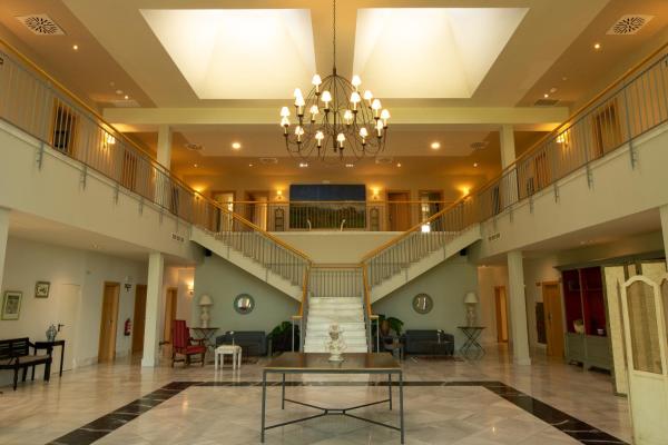 Hotel Villa Marcilla - Funes
