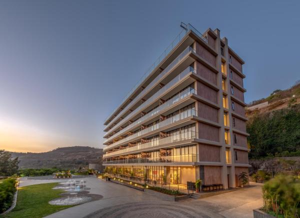 Oxford Golf Resort - Pune