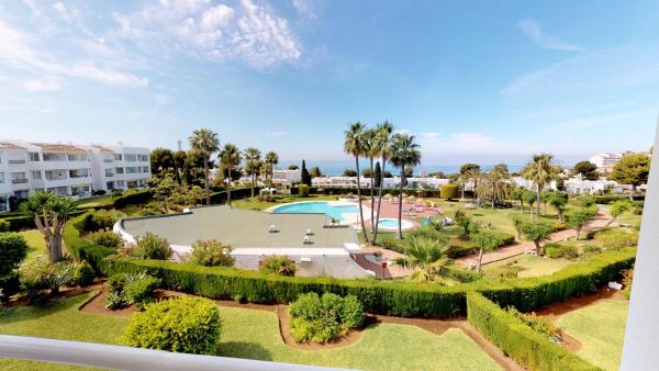 Top Floor Apartment - Amazing Sea View - Calahonda