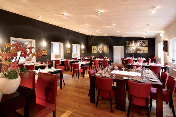 Heidehotel Gut Landliebe - 伯根