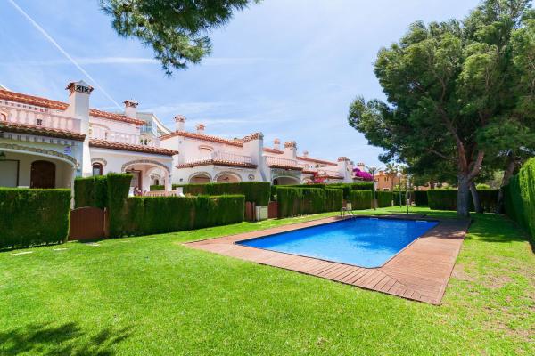 Uhc Bosque Ii Family Complex - Miami Platja