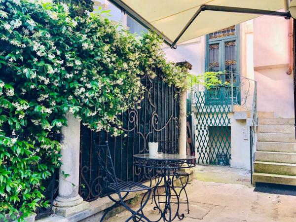 Torre Dell'orologio Apartment - Padua